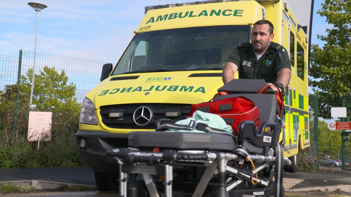 North East Ambulance Service faces industrial action | GMB Union