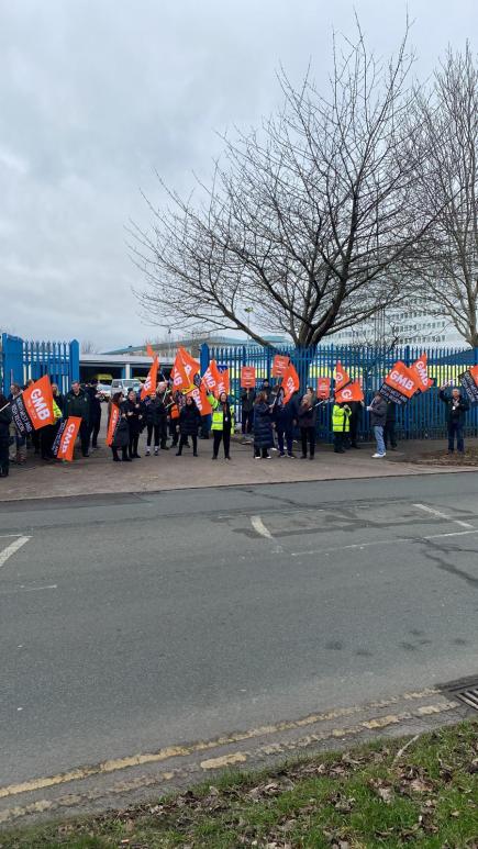 More than 11,000 ambulance workers strike | GMB Union